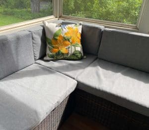 DIY Envelope Box Cushion Covers - The Mountain Farmhouse